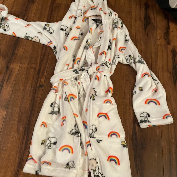 Peanuts | Intimates & Sleepwear | Peanuts Super Soft Snoopy Charlie ...